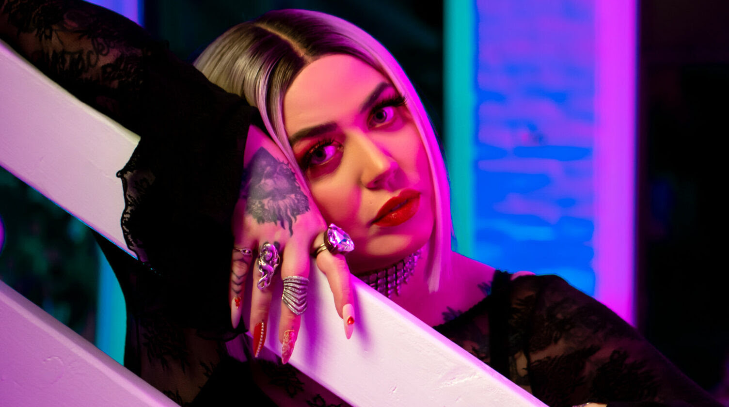 Chayla Hope Shares Stunning New Song ”Falling” - Ghettoblaster Magazine