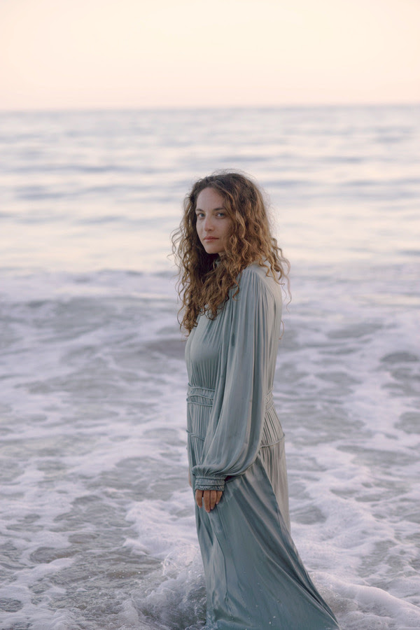 Cinder Well Shares New Single "Two Heads, Grey Mare" - Ghettoblaster ...