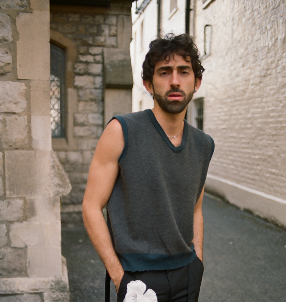 ¿Téo? Shares New Single "Final Step" - Ghettoblaster Magazine