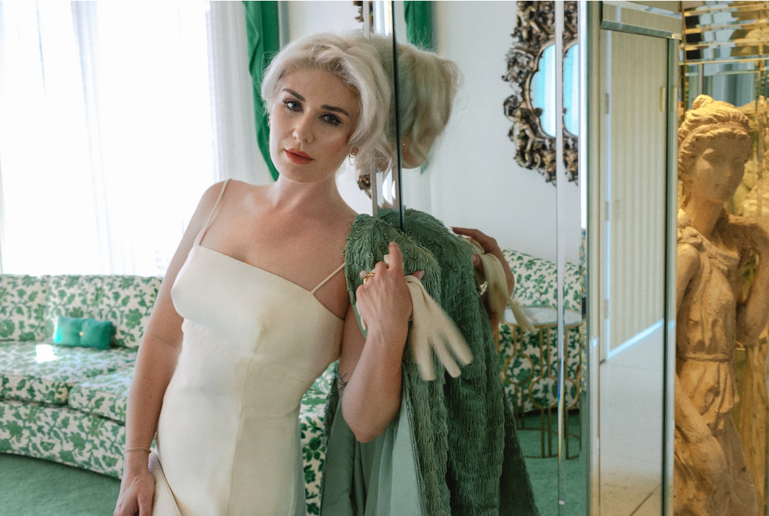 Sue Clayton Shares New Singles "Runaway Bride" & "Extraordinary Life ...
