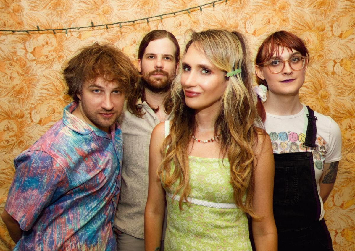 Speedy Ortiz Set To Re-Release Debut Album - Ghettoblaster Magazine