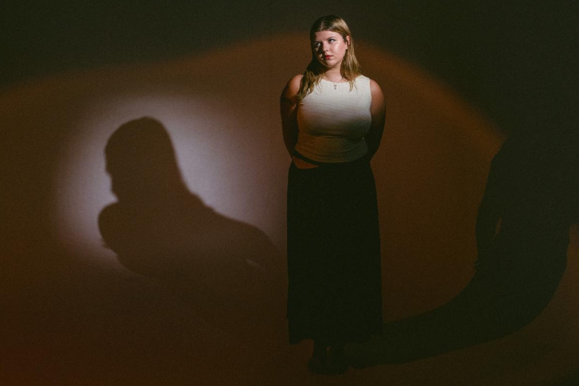 Eliza McLamb Shares "Anything You Want" - Ghettoblaster Magazine