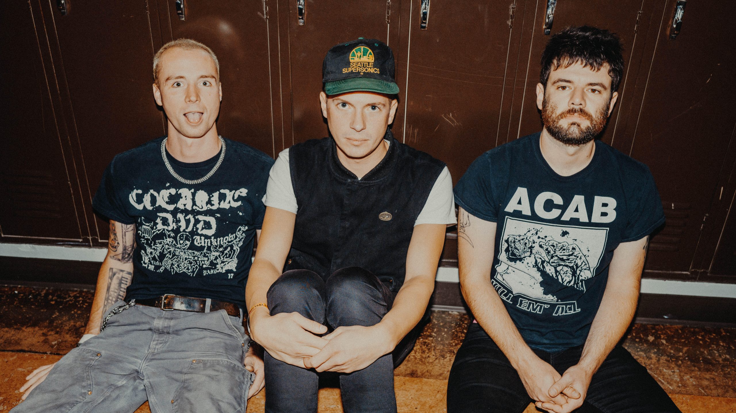 Song Premiere | Help, 'Courage' - Ghettoblaster Magazine